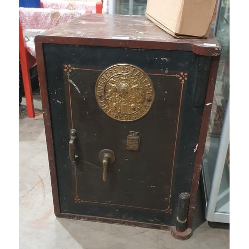 A 'Milners' Patent Fire Resisting' Safe with embossed plaque to the ...