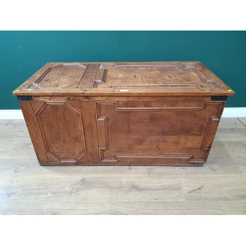 An 18th Century cedar Coffer with geometric moulded top and front 3ft ...