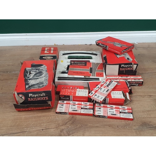 Items of Playcraft Railway including accessories, (R9)
