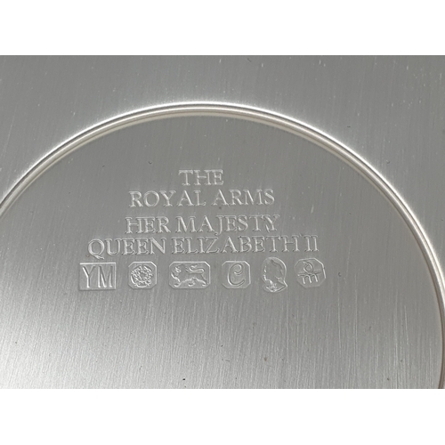A queen Elizabeth II Ltd Edition silver Plate commemorating silver ...