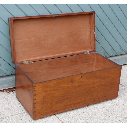 WITHDRAWN - A Victorian mahogany chest/blanket box - W: 86cm D: 40cm H ...