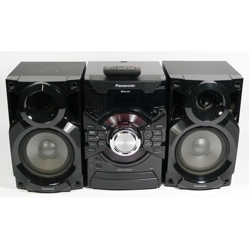 A Panasonic SA-AKX18 sound system with matching speakers, together with ...
