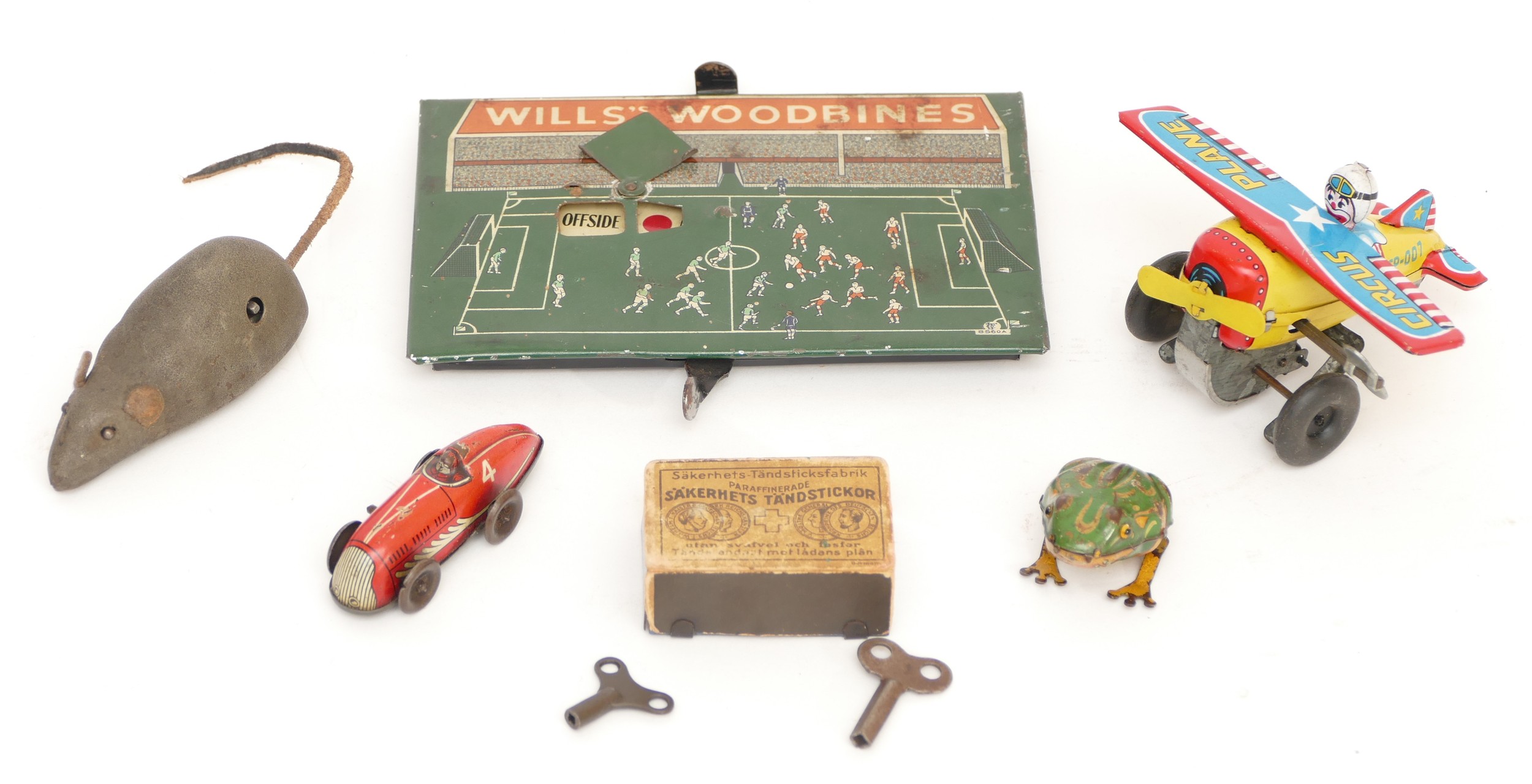 Early 20th century and later tinplate toys, comprising of a mechanical ...