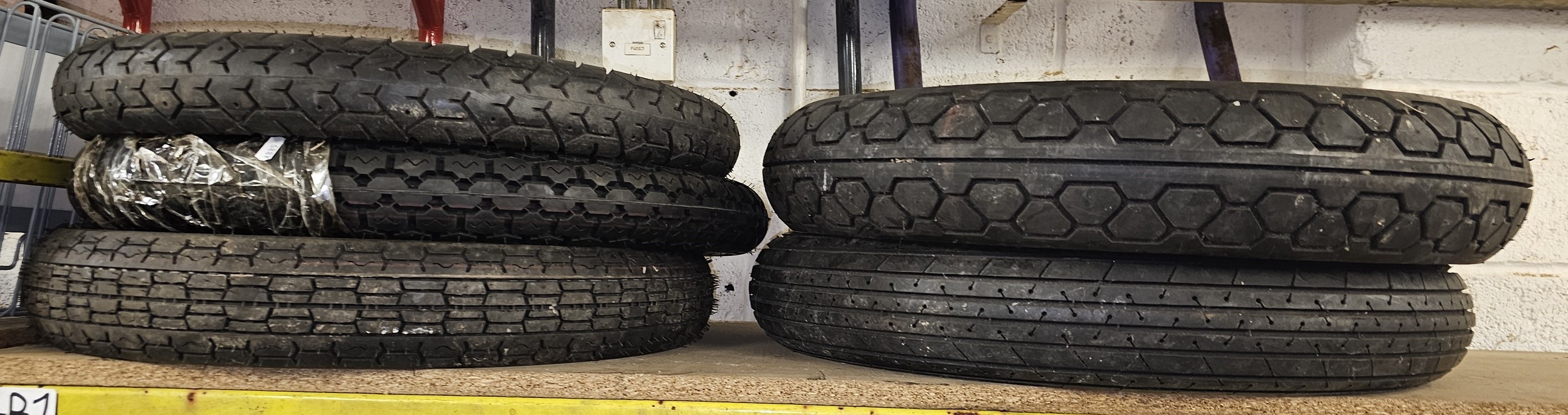 Five NOS motorcycle 18" tyres, Avon Roadrunner, Heidenau, Anlas, Vee ...