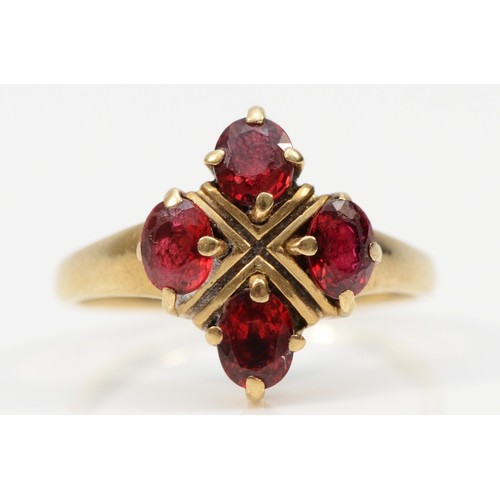 A 9ct gold vintage red gemstone dress ring, N, 2.8g