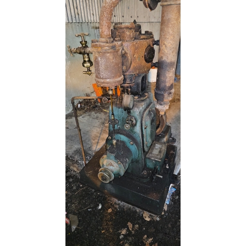 A Reader single cylinder enclosed engine, by E. Reader & Sons Ltd of ...
