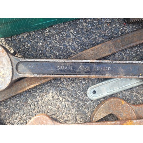 A collection of engineering tools to include Gedore and Snail Brand ...