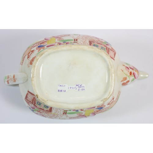 A Hilditch and Sons, c. 1820 porcelain teapot, Chinoiserie, H-19cm ...