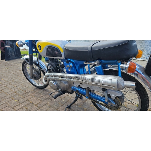 1969 Honda CL125A. Registration number PFJ 816G. Frame number CL125A ...