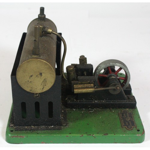 An SEL stationary live steam engine, model Major.