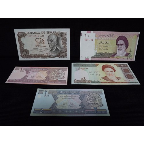 5 x World Bank Notes. 2 x Islamic Republic of Iran - 1000 and 2000 ...