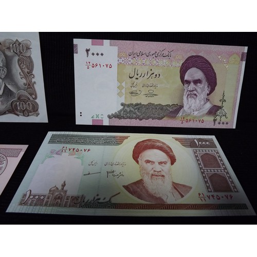 5 x World Bank Notes. 2 x Islamic Republic of Iran - 1000 and 2000 ...
