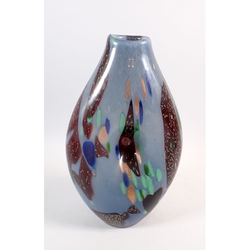 A large mottled Murano glass vase with dimpled centre, 33cm tall