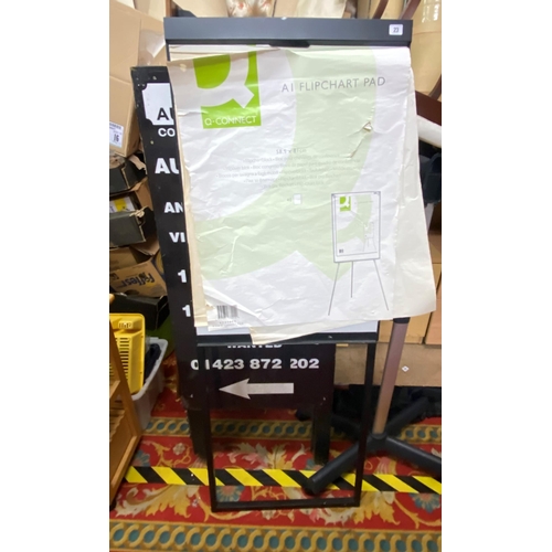 A FRAME FLIP CHART WHITEBOARD