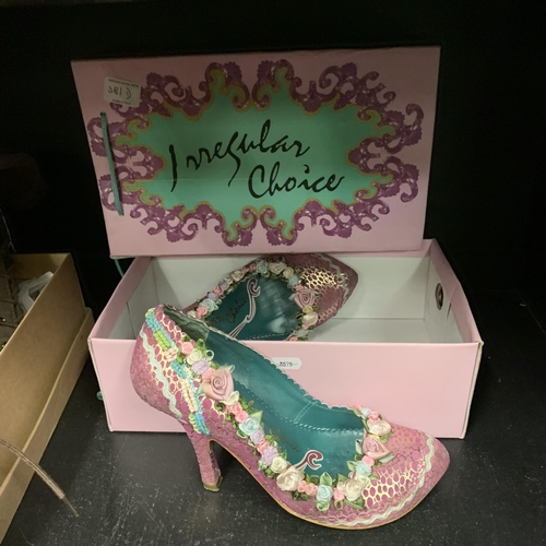 VINTAGE IRREGULAR CHOICE LADIES SHOES SIZE SEVEN