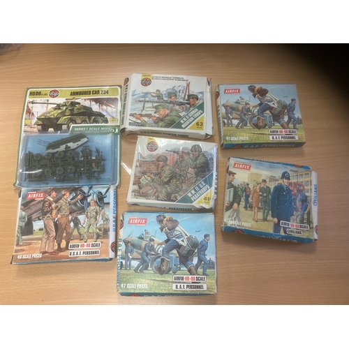 Diecast : Airfix Soldiers & planes in boxes and hanging bags (30)