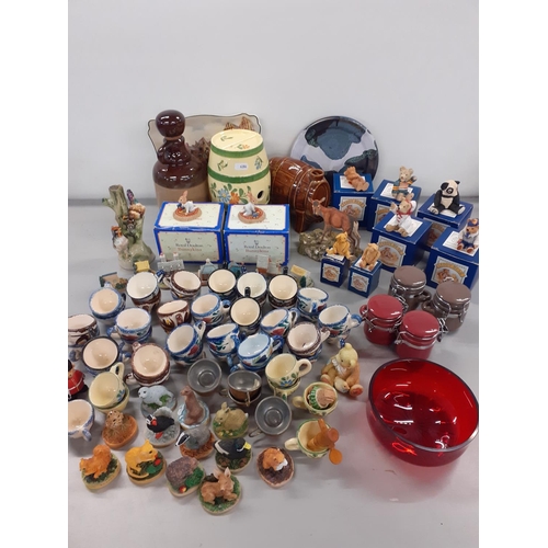 Small collectables to include Quimper style miniature teacups ...