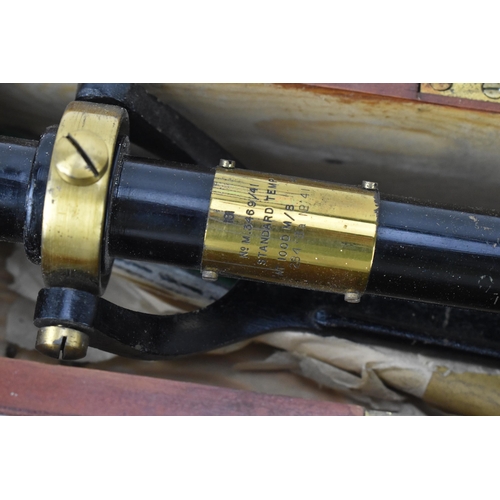 An early 20th century Meteorologists Kew pattern marine barometer by F ...