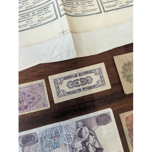 Banknotes - A mixed collection of world banknotes to include, Vintage ...