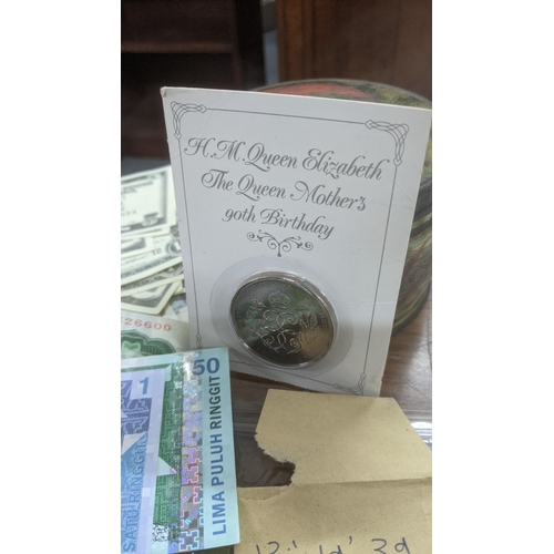 World coinage and bank notes to include pre 1920 and pre 1947 three ...