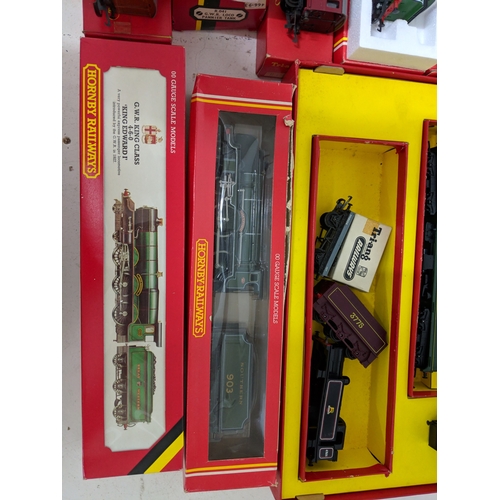 A large collection of Triang model railway sets and accessories, to ...