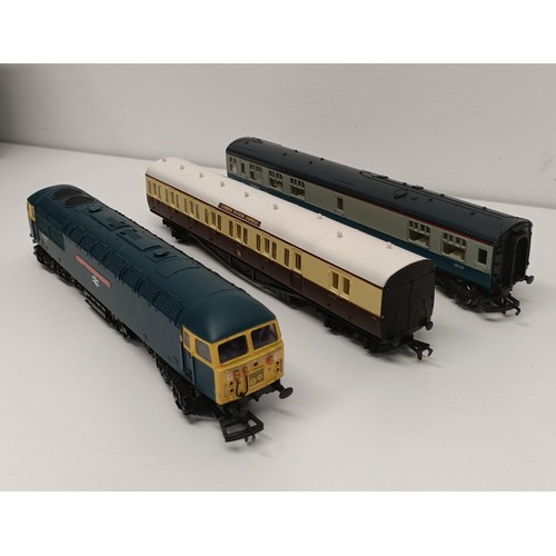 A Hornby OO gauge Railroad Train Pack, R2670, and assorted Hornby and ...