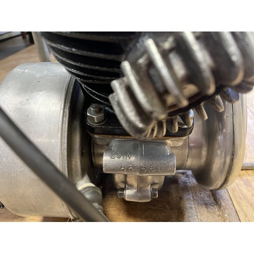 Villiers 197cc engine 6E, totally rebuilt with new bearings, seals etc ...