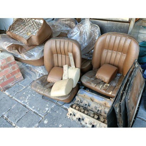 Assorted Rover P6 spares, including seats (qty)