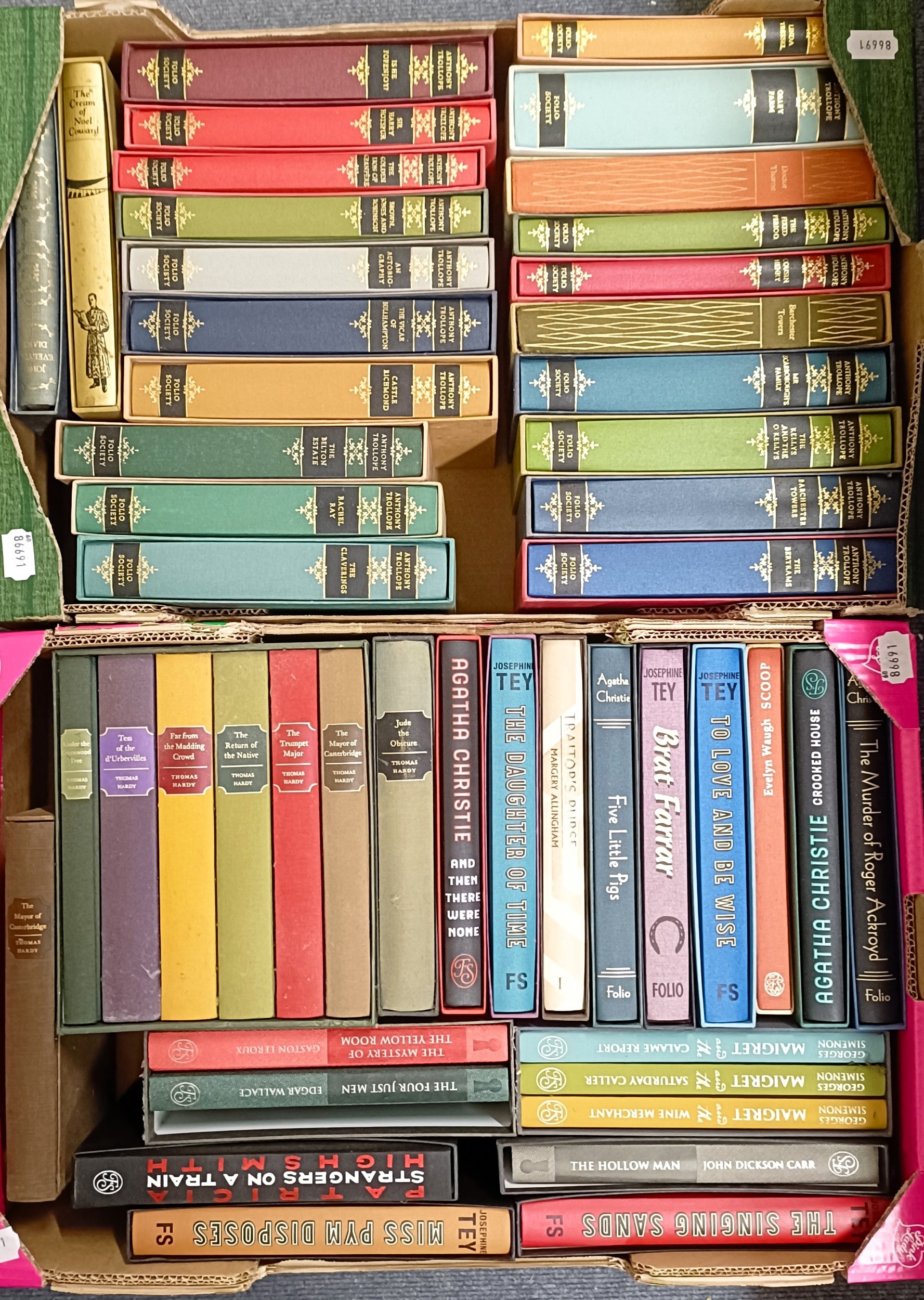 Assorted Folio Society and Folio Society type books (2 boxes)