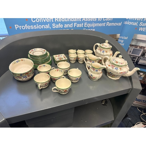 Spode tea and coffee set No 629599 Chinese Rose comprising of coffee ...