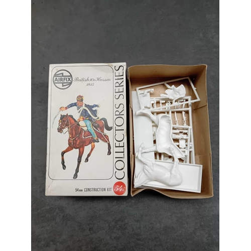 3x Airfix model figures 1x British 10th Hussar 1815 54mm model kit new ...