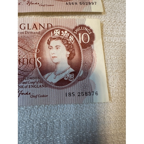 5 x Ten Shilling Notes all Cheif Cashier J. Fforde numbers pictured.