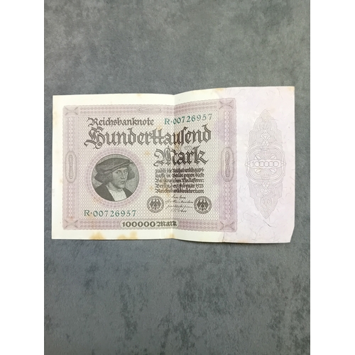 Mixed Lot, 2 x German 100000 Mark bank notes. (R00726957) amd ...