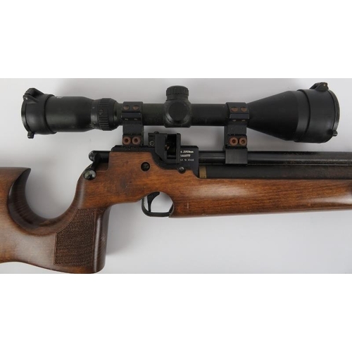 An Air Arms S200 Sporter single shot bolt action airgun. (.22 calibre ...