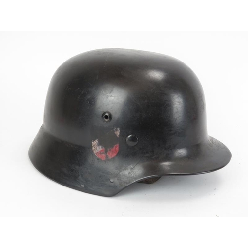 A WWII era German M35 double decal Kriegsmarine Stahlhelm helmet ...