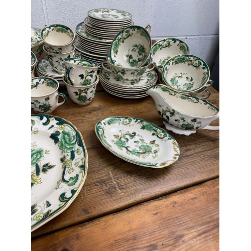 Large Masons Chartreuse Dinner Service, Teapot, 2x Terrines, Gravy Boat ...