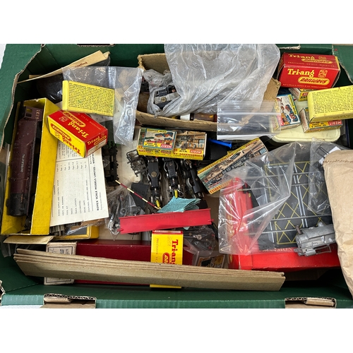 Box of Vintage Model Train Parts & Spares etc