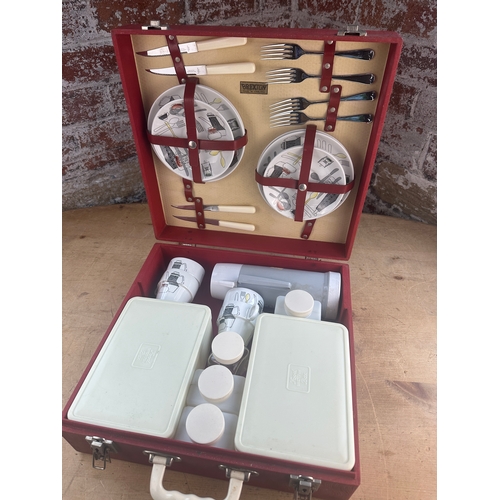 Vintage Brexton Picnic Set - Complete