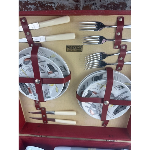 Vintage Brexton Picnic Set - Complete