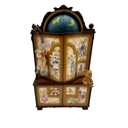 Enesco - The Dream Keeper, Musical Cabinet