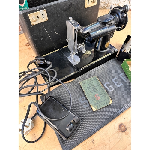Singer 221K Featherweight Sewing Machine