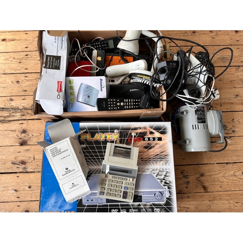Box of Electrical Items