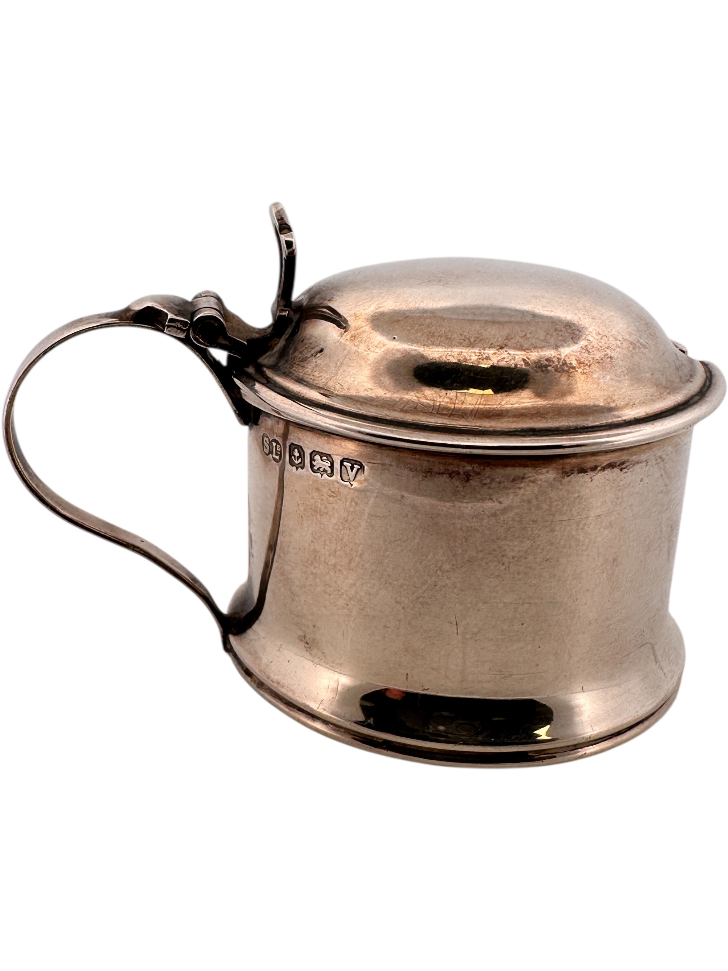 Hallmarked Silver Mustard Pot. 19.61g with no insert