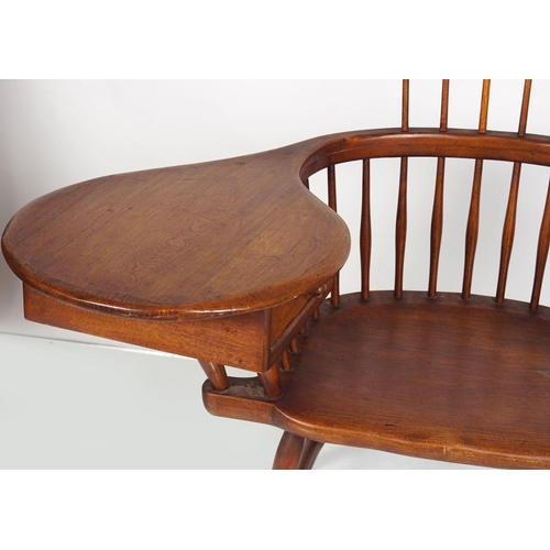 AMERICAN TRADITIONAL NEW ENGLAND COMB BACK CHAIR