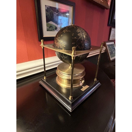 ROYAL GEOGRAPHICAL SOCIETY WORLD CLOCK