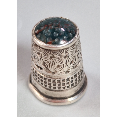 Early 20th century Charles Horner engraved silver thimble with ...