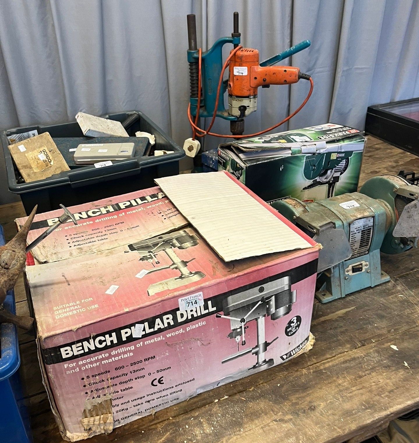 Group of assorted electric bench tools to include: pillar drill (2 ...