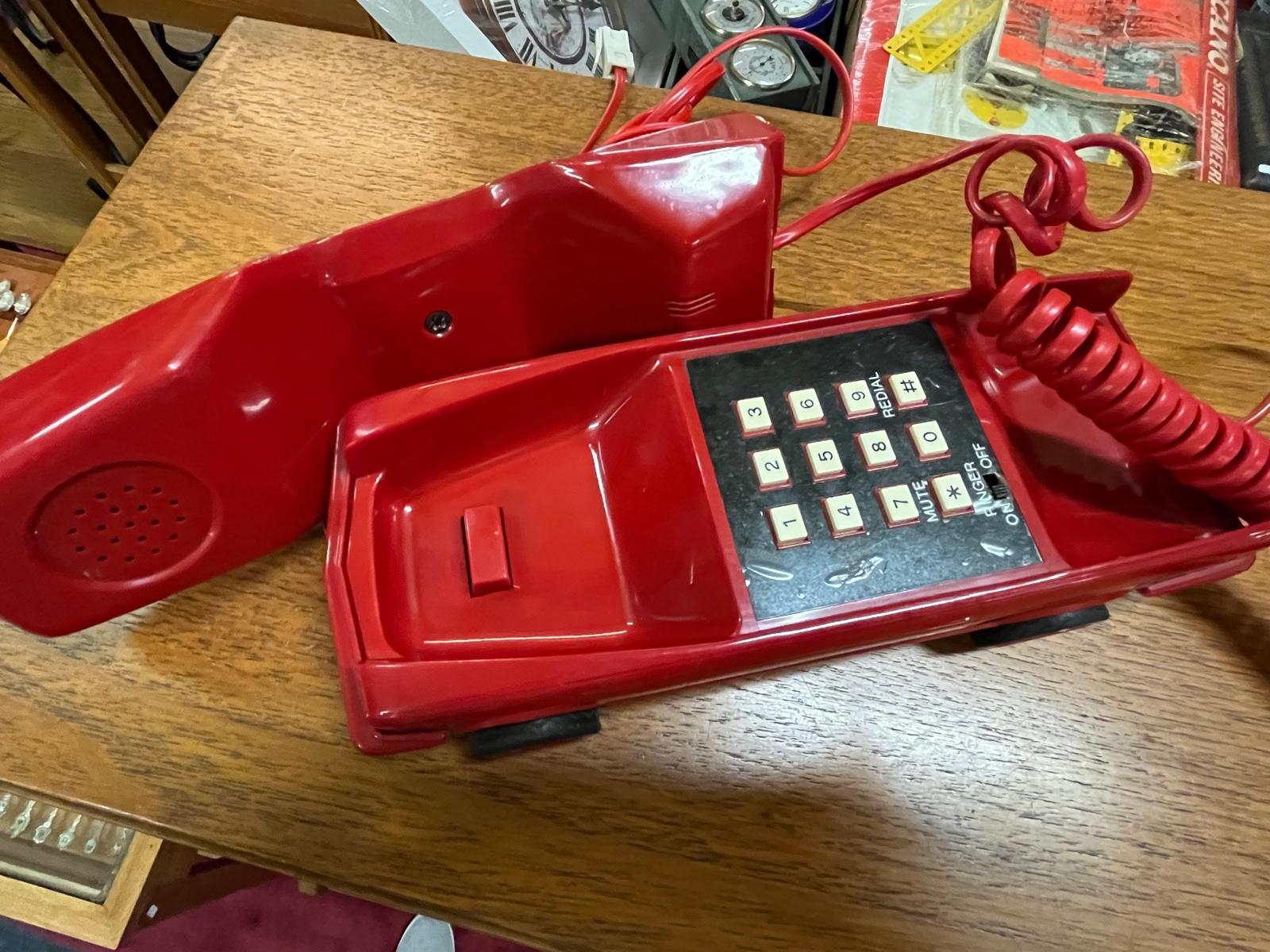 BETACOM BETACAR MERCEDES SL 1980 TELEPHONE