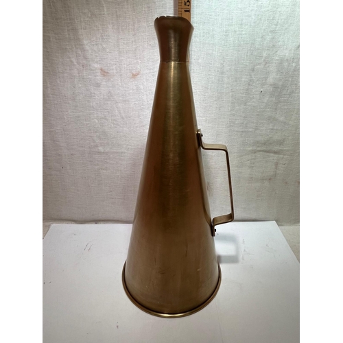 ANTIQUE BRASS MEGAPHONE MARITIME VINTAGE FILM DIRECTORS PROP