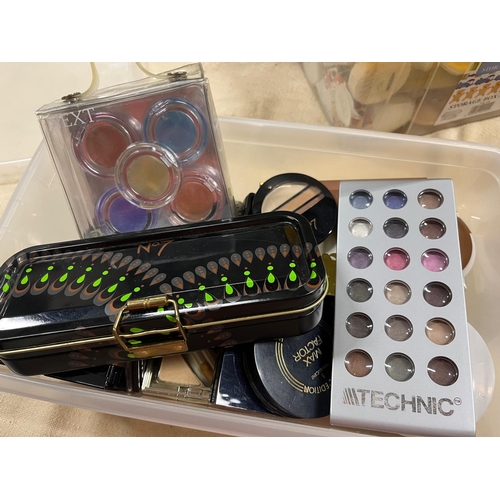 BOX LADIES MAKEUP INC N07
